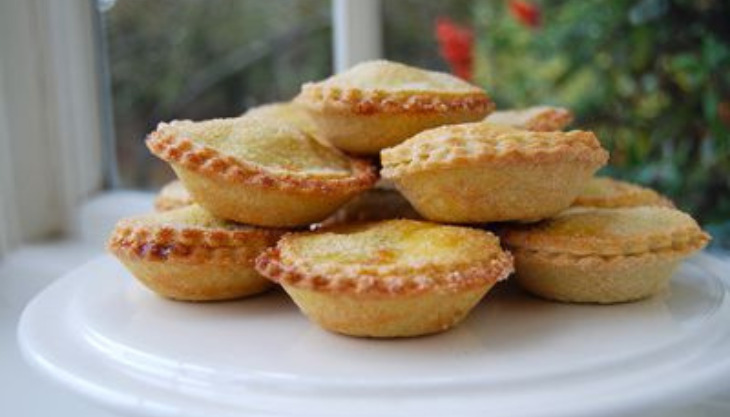 Mince Pie Specials at Gloucester Warwickshire Railway | Raring2go!