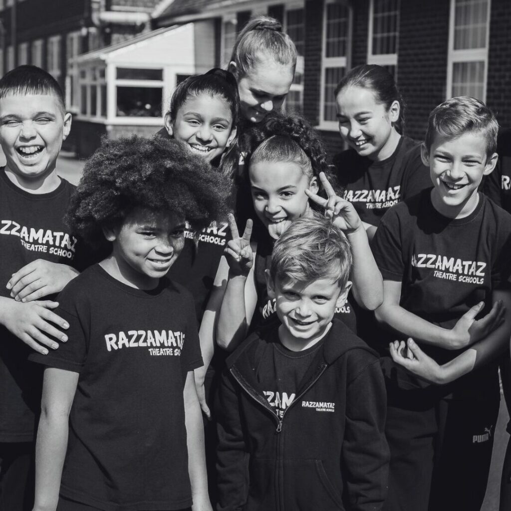 Razzamataz Theatre Schools | Raring2go!