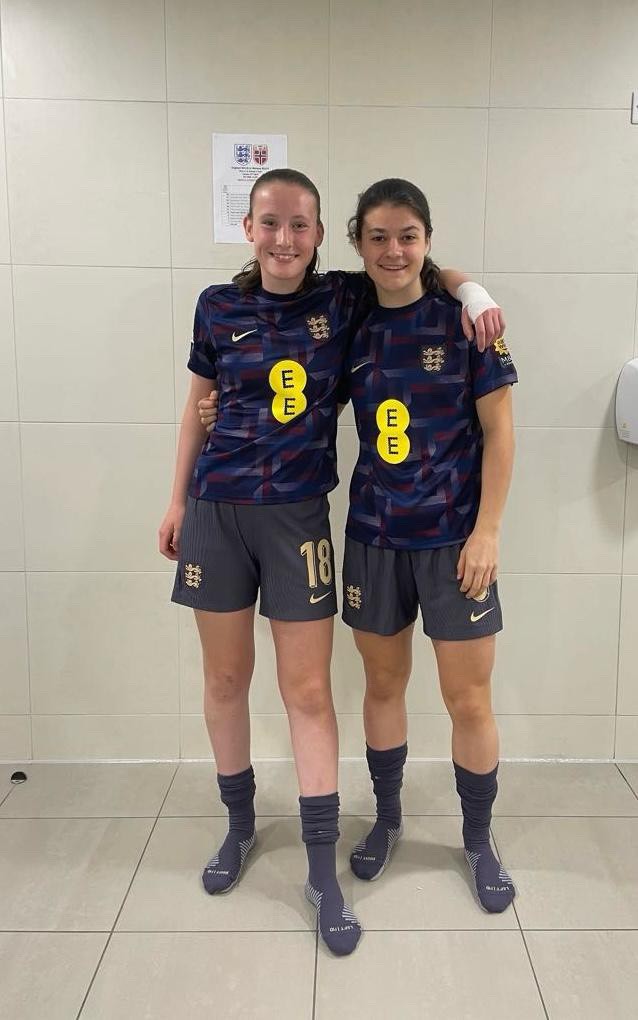 Why should children play sport? We asked the experts | Raring2go!